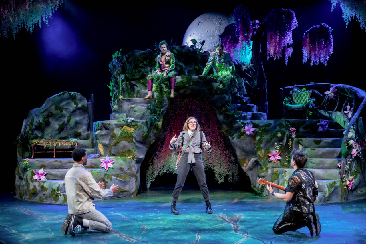 A Midsummer Night’s Dream is Wildly Entertaining at the Guthrie Theater ...